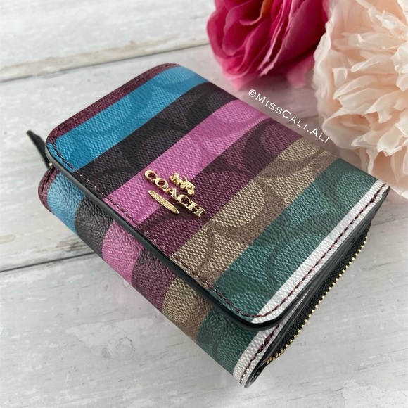 Coach | Bags | Nwt Coach Small Trifold Wallet In Signature Canvas With ...